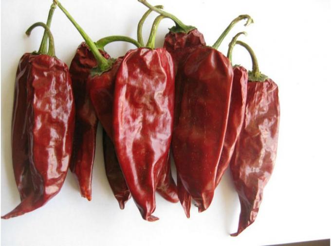 Dried Yidu Chili With Stem Grade A Dried Red Chile Pods